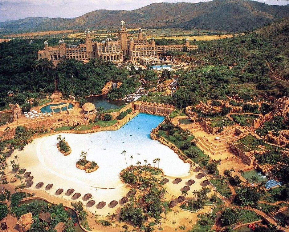 Sun City: Viihteen Ja Golfelämän Yhteensulautuminen